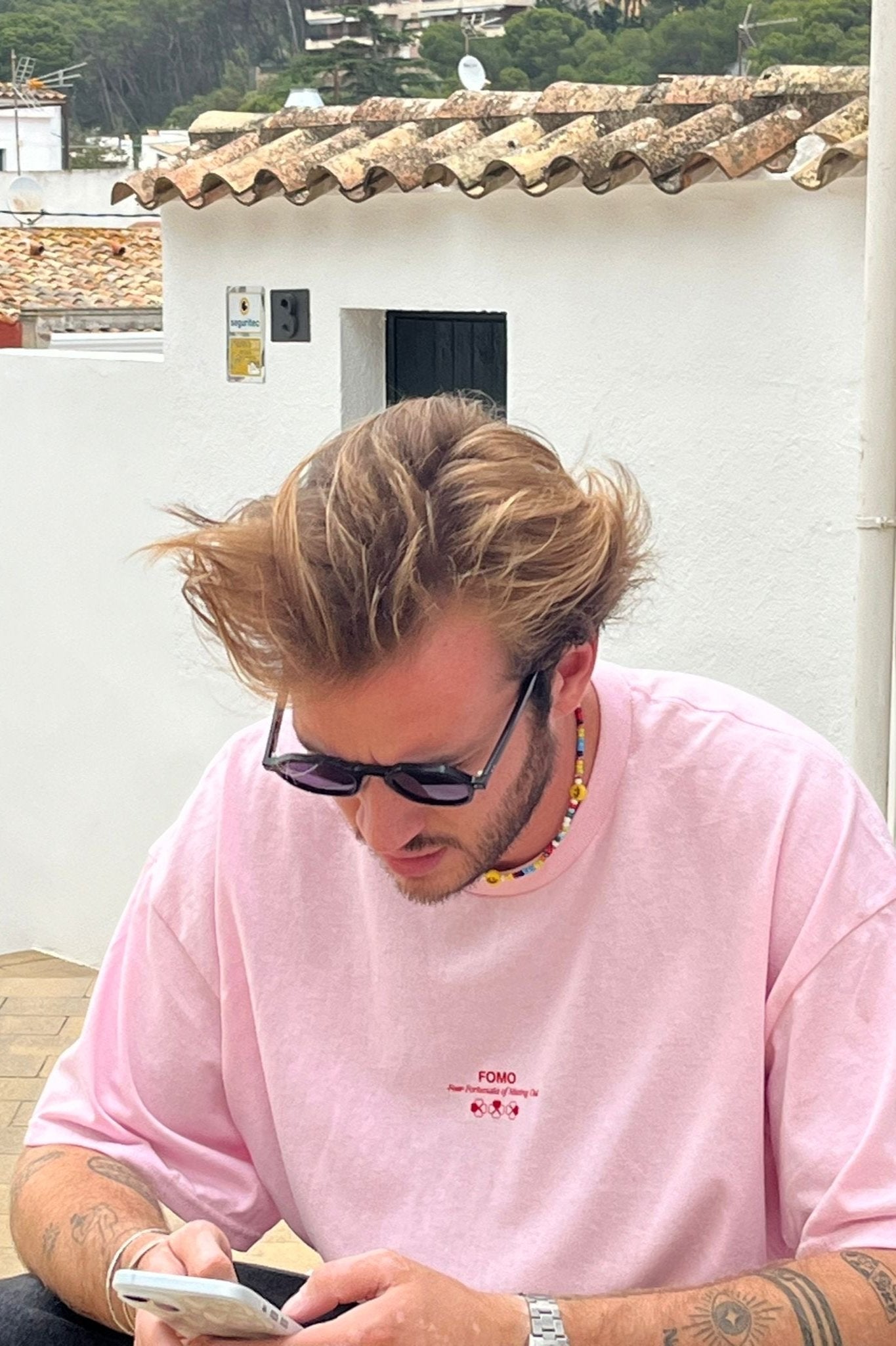 FOMO Tee Raspberry – Fortunata Brand